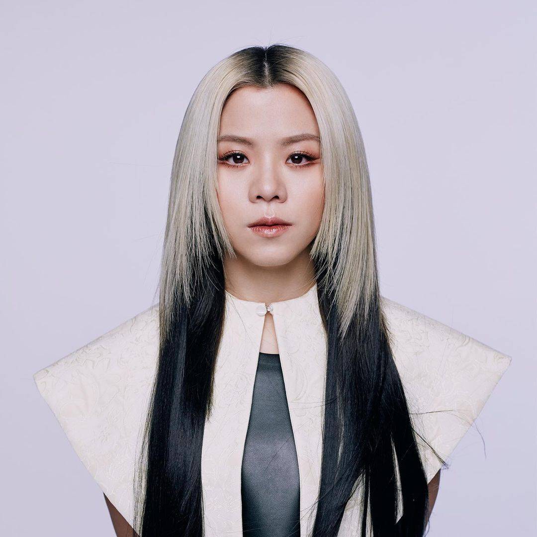 COLLAR資料庫｜8位成員生日、星座、身高、粉絲名一應俱全齊過維基 | Article | 新假期