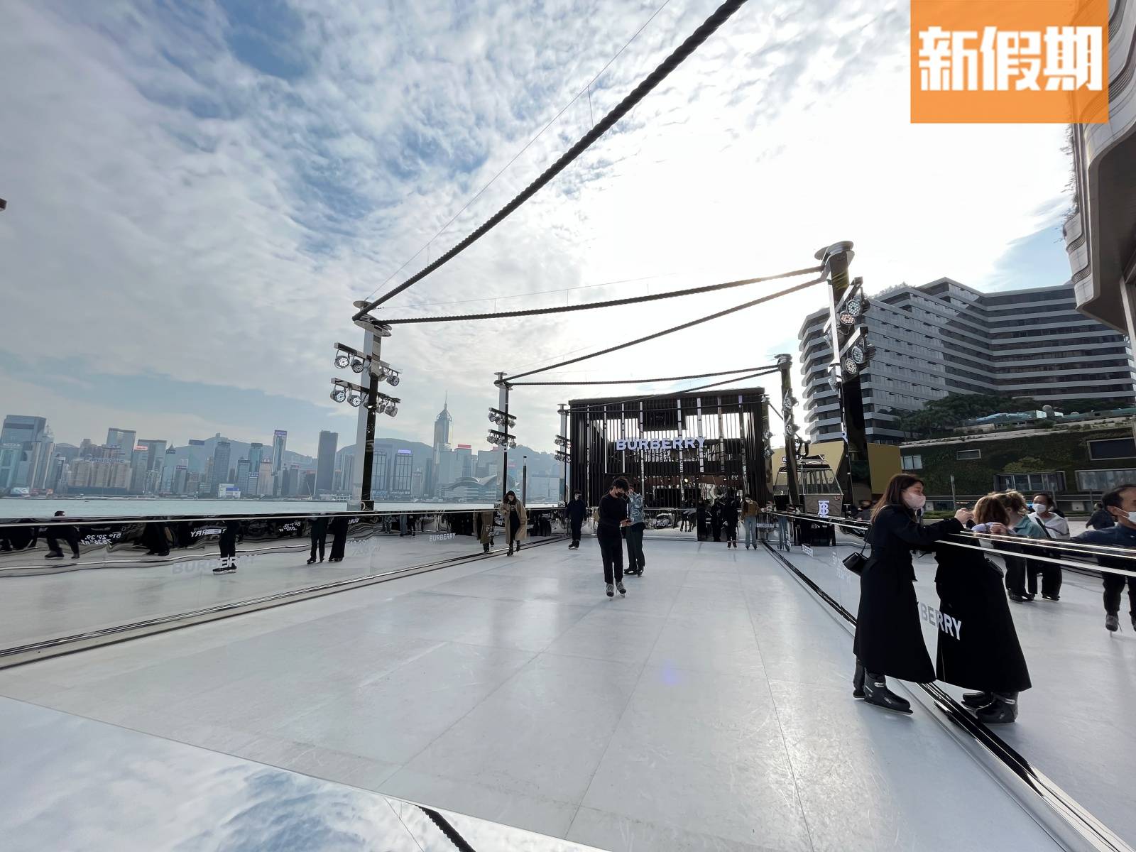 K11 MUSEA聖誕｜全港首個戶外溜冰場！必影金光聖誕樹＋超過180個聖誕體驗 | 香港好去處 | 新假期