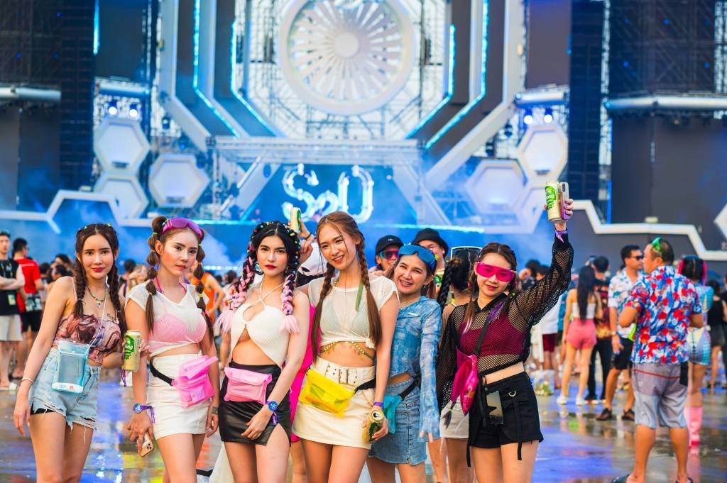 S2O亞洲潑水音樂節2023｜門票$980起6.6公開發售+套票優惠 8月中環表演陣容 | 香港好去處 | 新假期